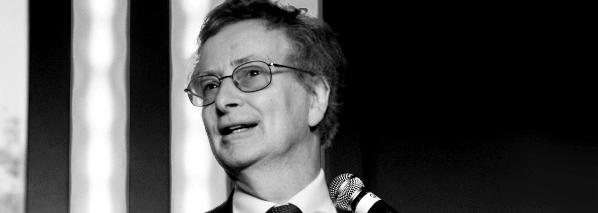 Statistician and commentator Matthews dies | NEWS | World Athletics