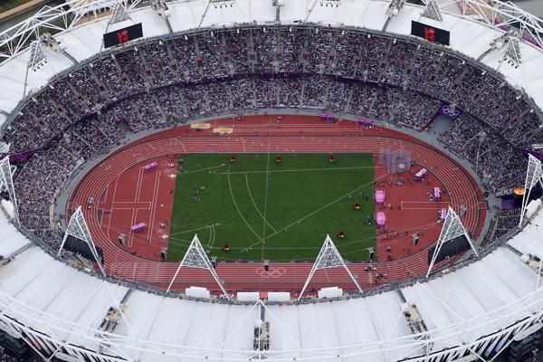 Full stadium for first morning session of athletics - London 2012 ...
