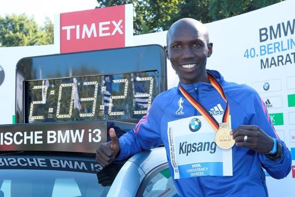 Kipsang sets world record of 2:03:23 at Berlin Marathon | REPORT ...