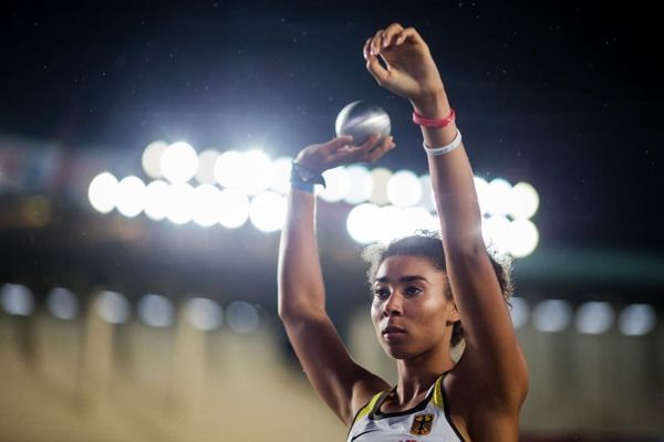 Report: girls' shot put – IAAF World U18 Championships Nairobi 2017 ...