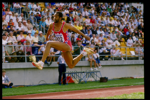 Willie Banks: hand clap pioneer | SPIKES | World Athletics