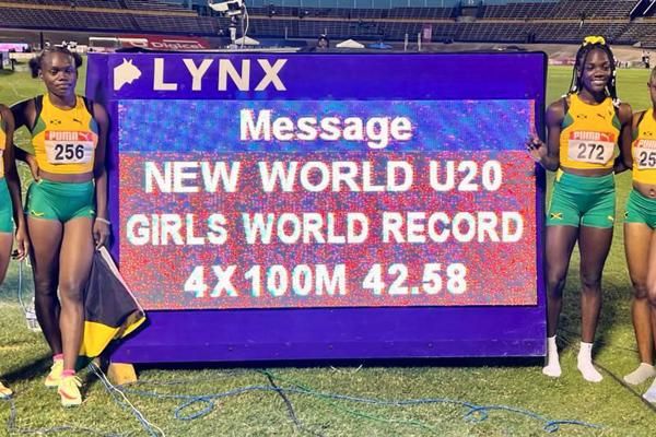 London 2012 - Event Report - Women's 1500m Heats | REPORT | World Athletics