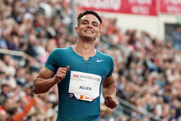 Allen sets record straight – he'll combine athletics with NFL, not ...