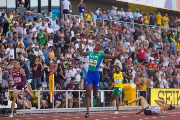 Brazil’s dos Santos wins 400m hurdles in 46.29 seconds, U.S. gets two ...