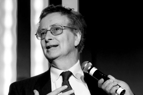 Statistician and commentator Matthews dies | NEWS | World Athletics