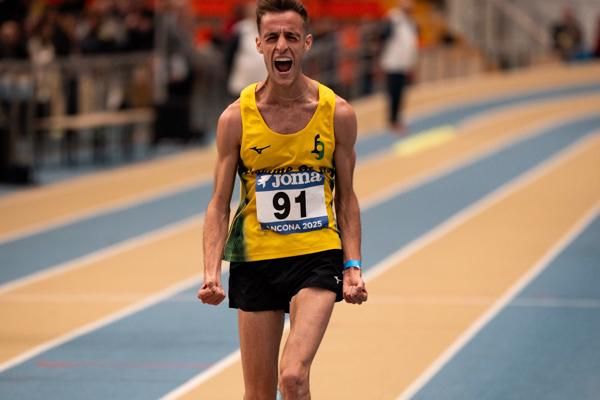 Fortunato breaks world indoor 5000m race walk record in Ancona | REPORT ...