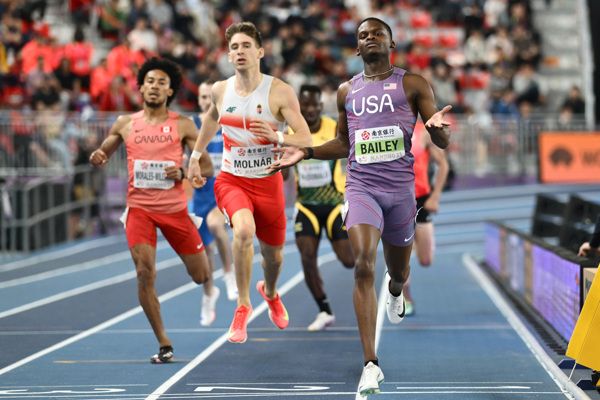 Bailey leads US medal sweep in 400m in Nanjing | News | Nanjing 25 | World Athletics Indoor ...