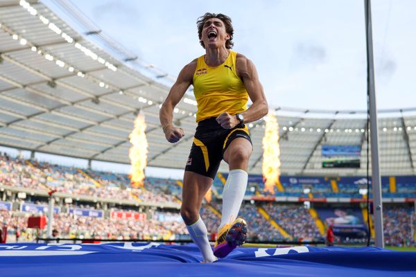 Duplantis wins AIPS Best Male Athlete of 2025 | NEWS | World Athletics