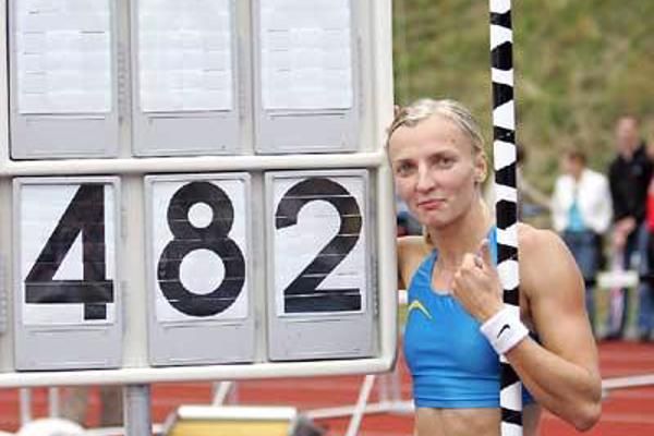 Rogowska vaults 4.82m Polish record | NEWS | World Athletics