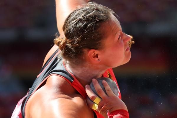 Report: women's shot put qualifying – IAAF World Championships, Beijing ...